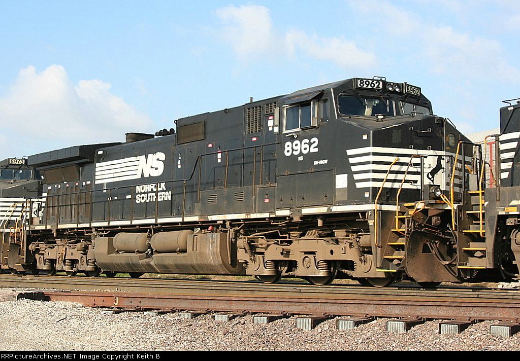 NS 8962
